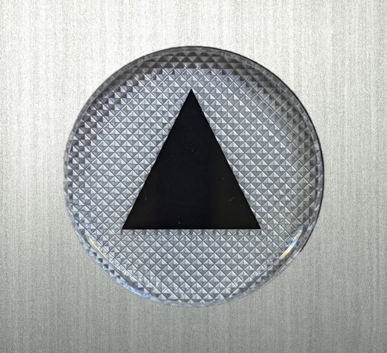 オリエンタル工芸社 エレベーター押ボタン（操作ボタン） – オリエンタル工芸社